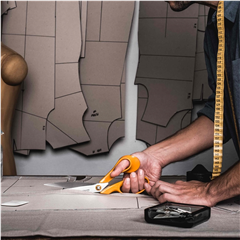 Vassa saxar till ditt nästa syprojekt hittar du hos oss! Ohlssons tyger ...